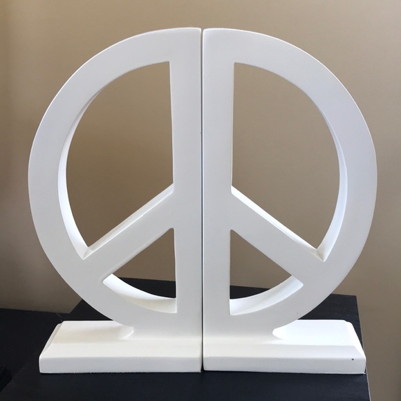 Pottery Barn Teen | Accents | Pottery Barn Teen Peace Sign Book Ends ...